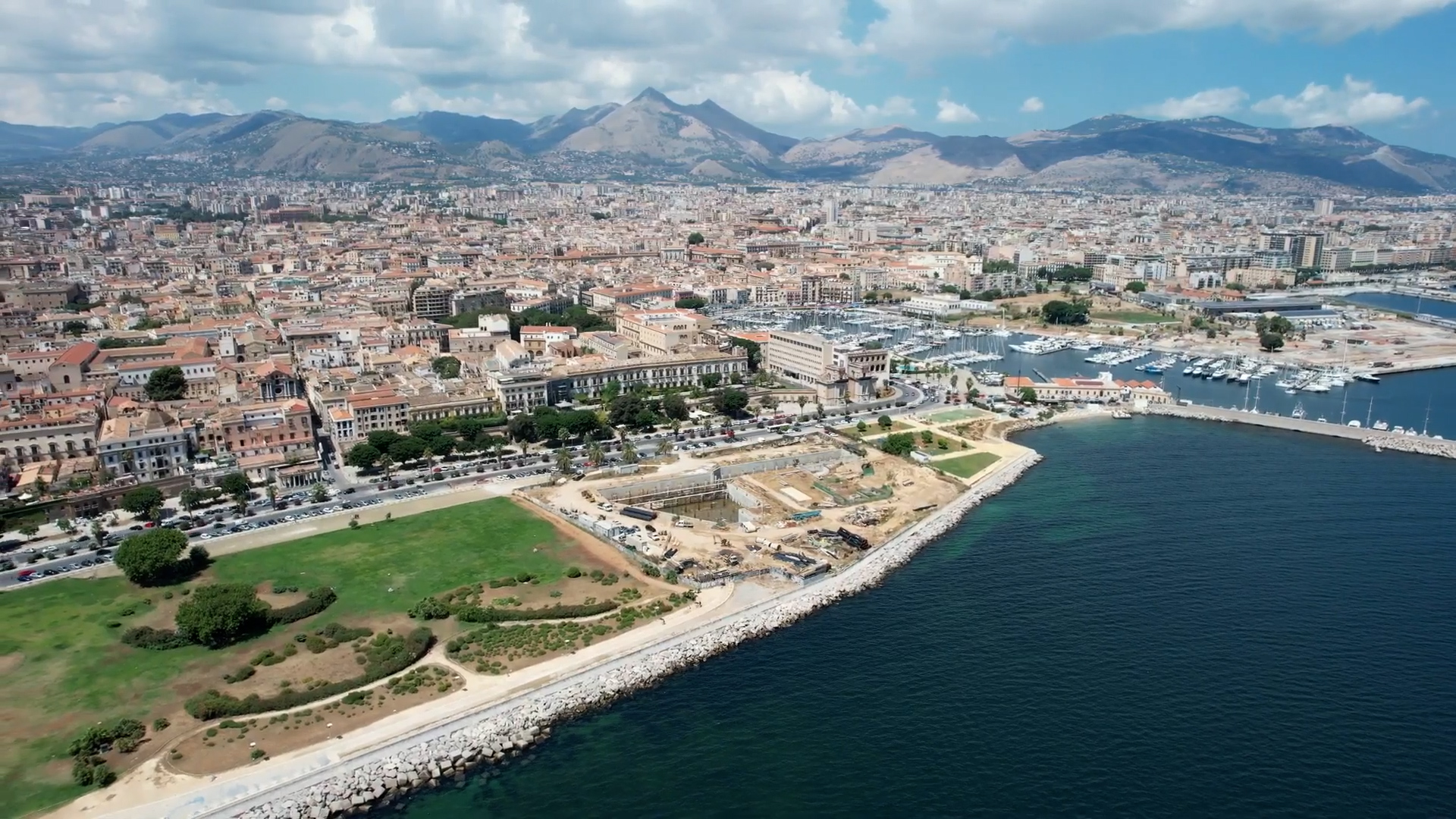 Scenic fly-over of Italy's romantic cities, part 2