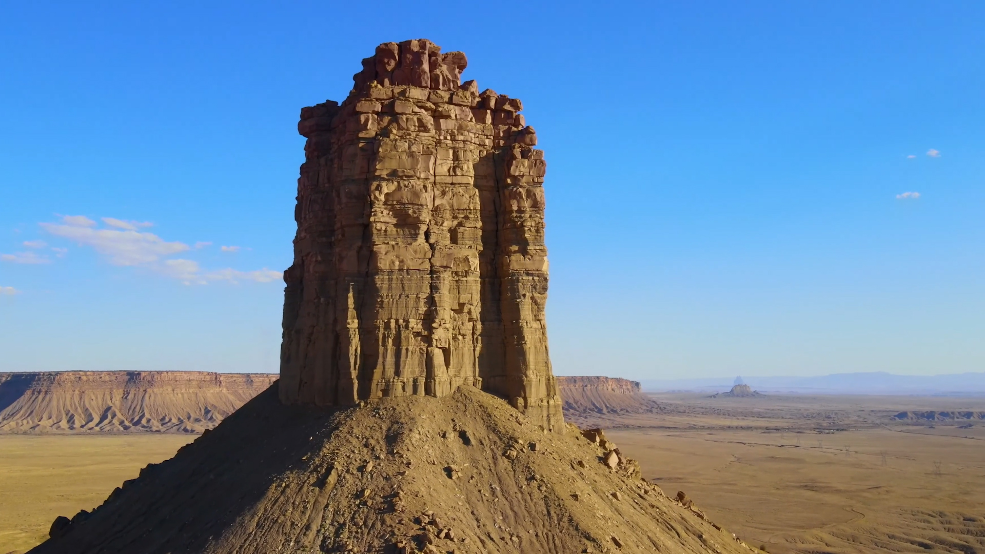 Breathtaking aerial views of rock formations in the USA (Arizona ...