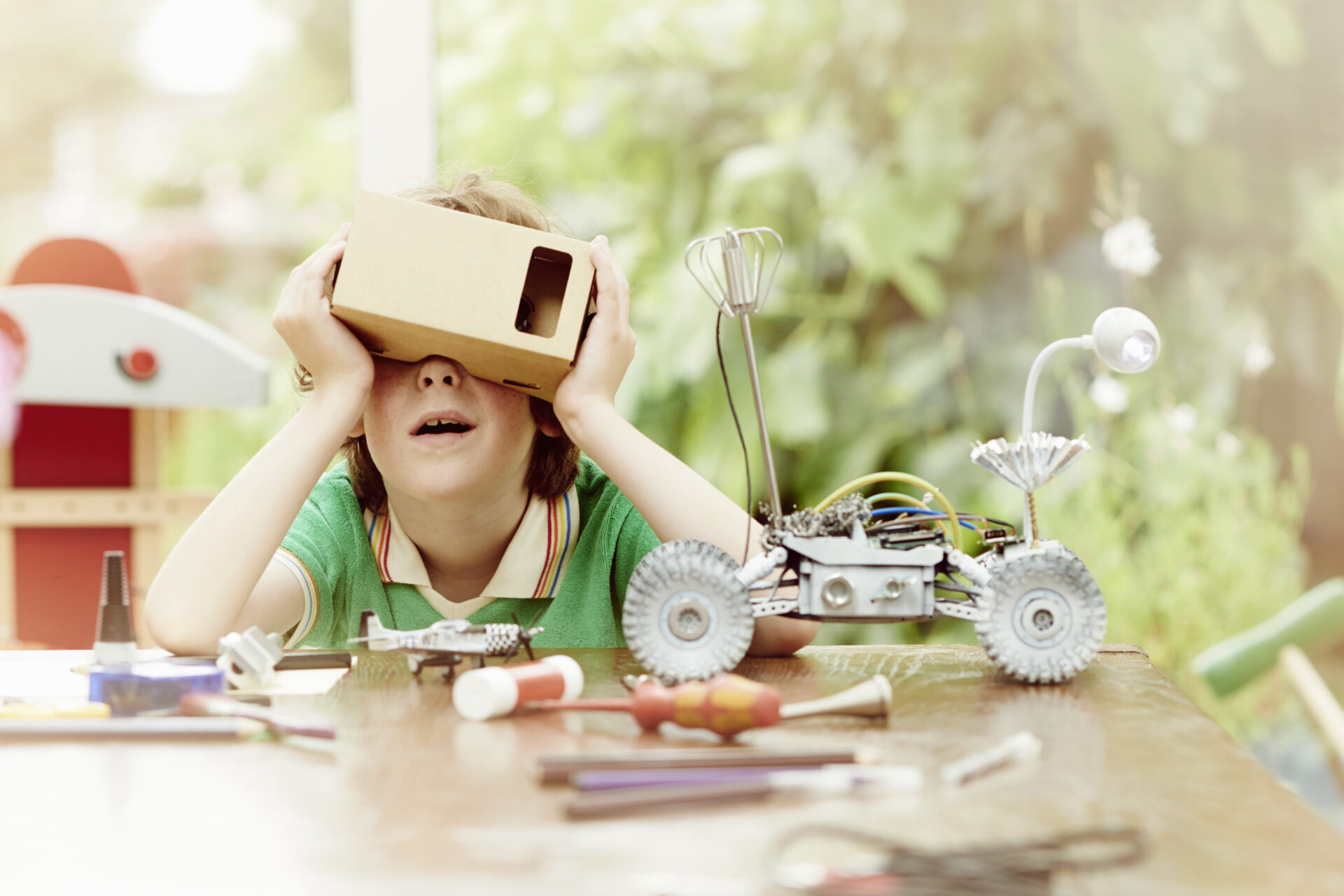 Entre la genialidad y lo inusual: Descubre las conductas de las mentes ...