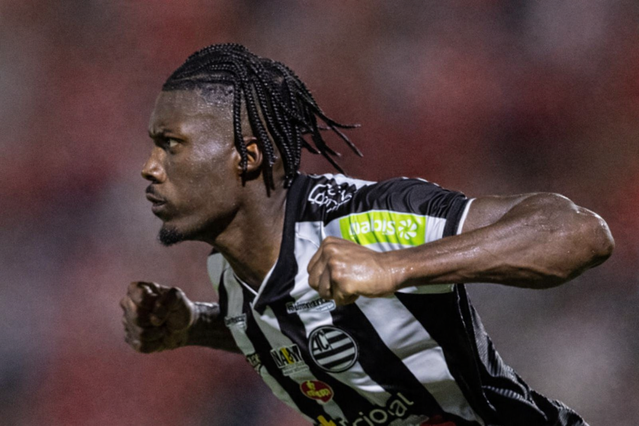 Primeiro hat-trick da Série B é português: Ronaldo Tavares vive fase ...