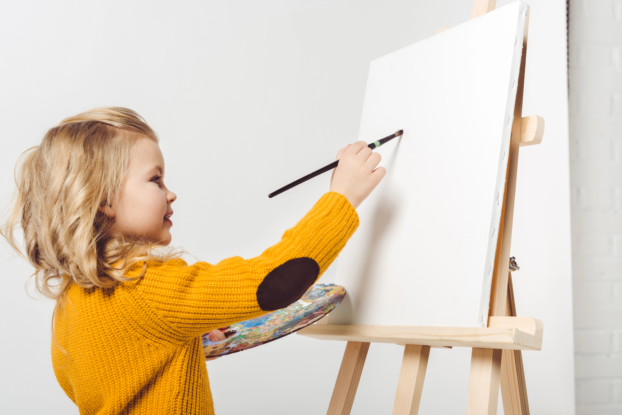 16 budget-friendly artwork hacks to fill blank walls