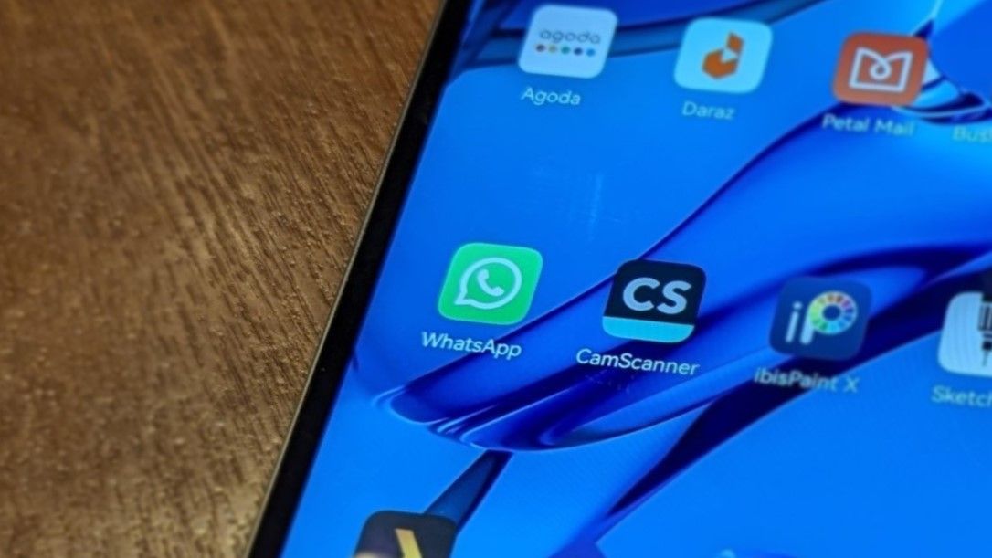 WhatsApp Web themes might soon come to save us from boring gray bubbles