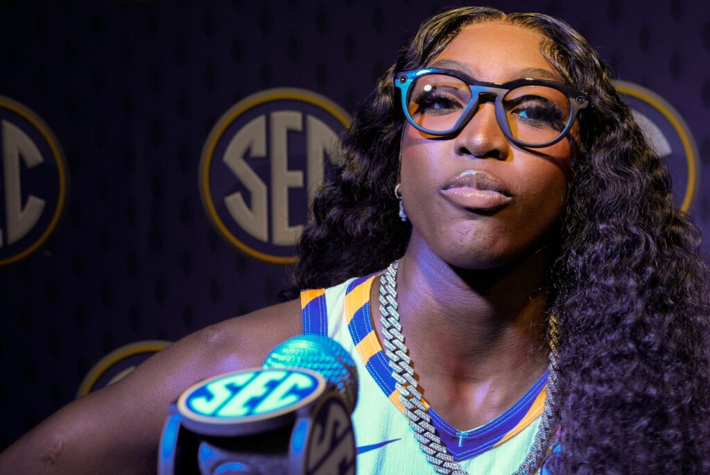 “Y’all go stream WOAH”: Flau’jae Johnson gets surprise music promo mid ...