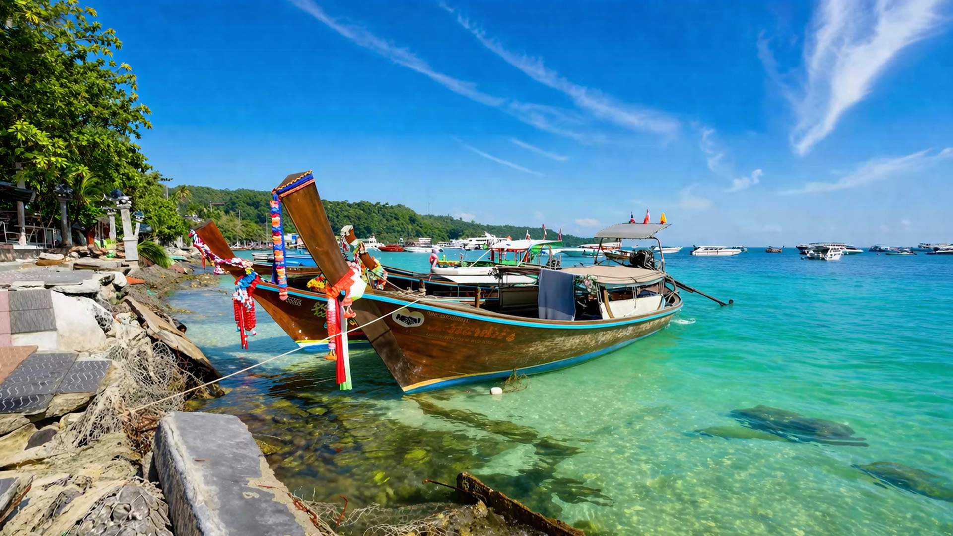 Koh Phi Phi Thailand scenic beach and island walk (4K)