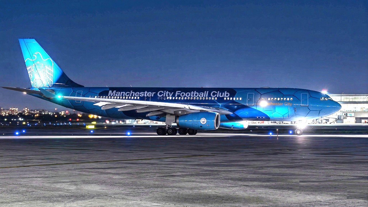 The shocking moment an Airbus A330 couldn't take off