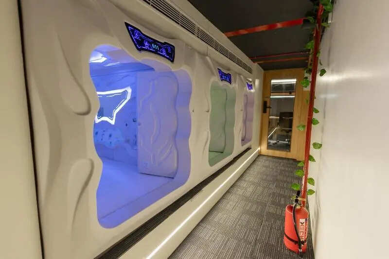 Low-cost sleeping pods, lockers for flyers near airport