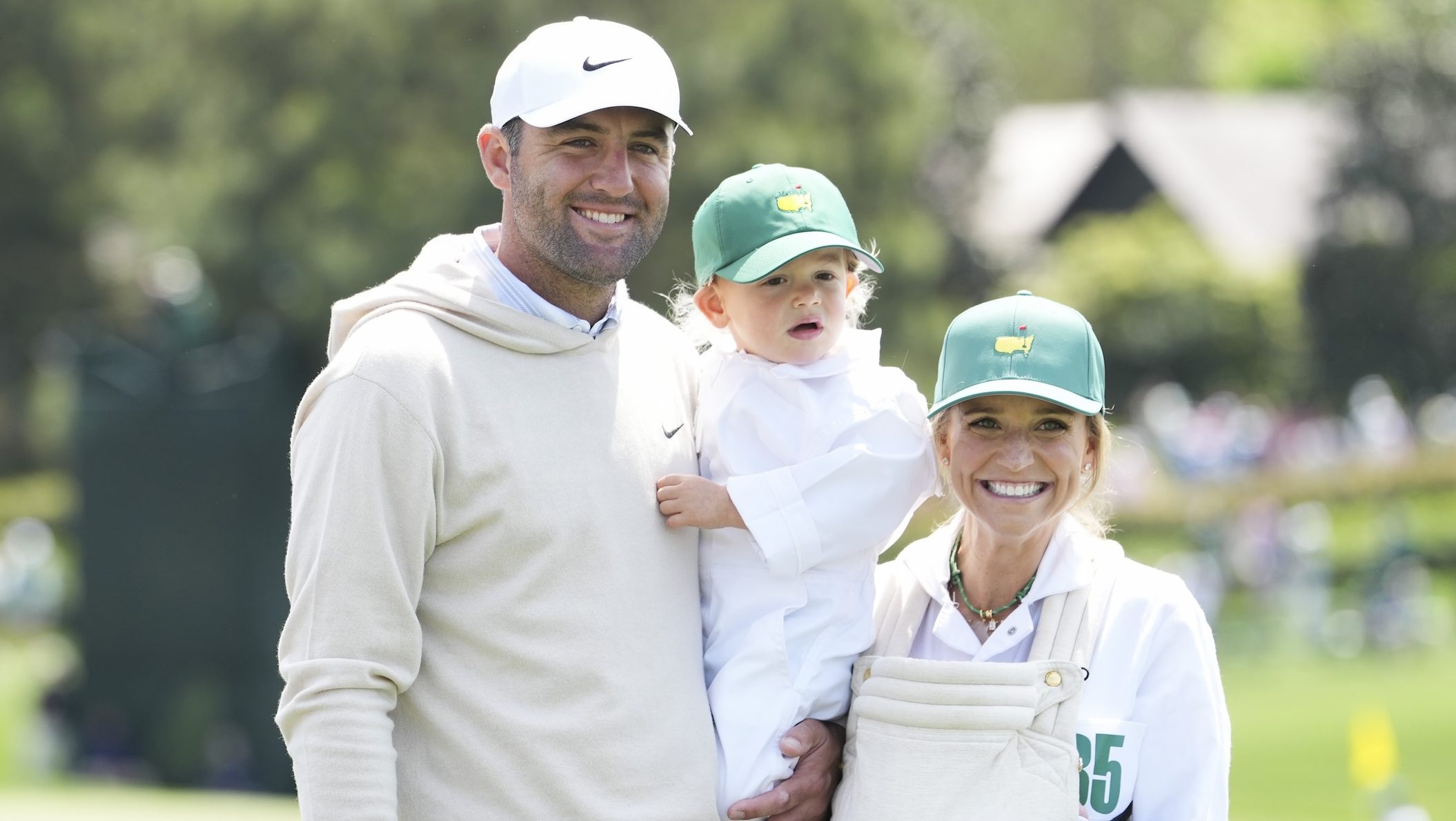 Scottie & Meredith Scheffler: Photos of the couple