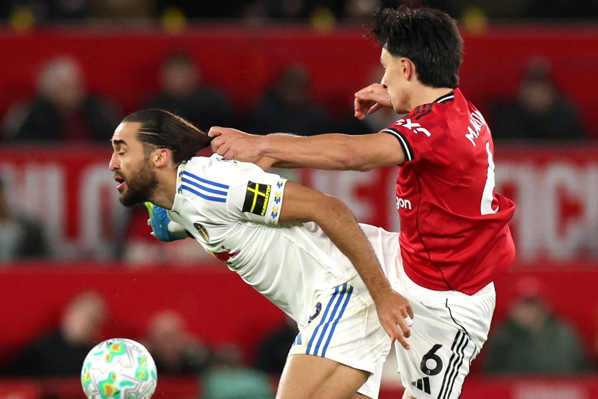 Pundits slam controversial Martinez red card after hair pull