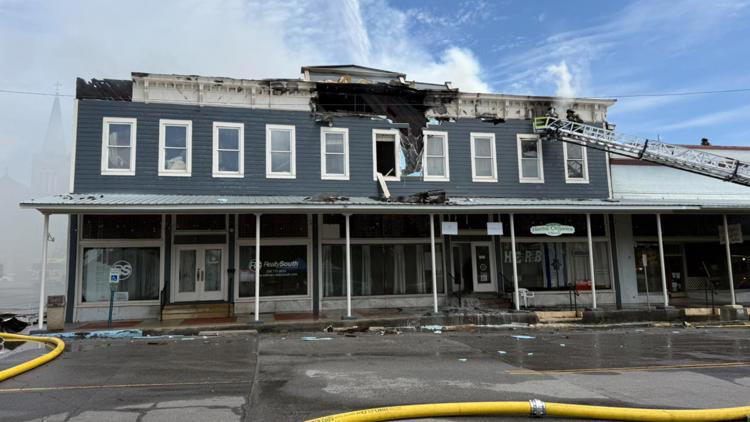 Crews battle fire at Stiefelmeyer Building in Cullman