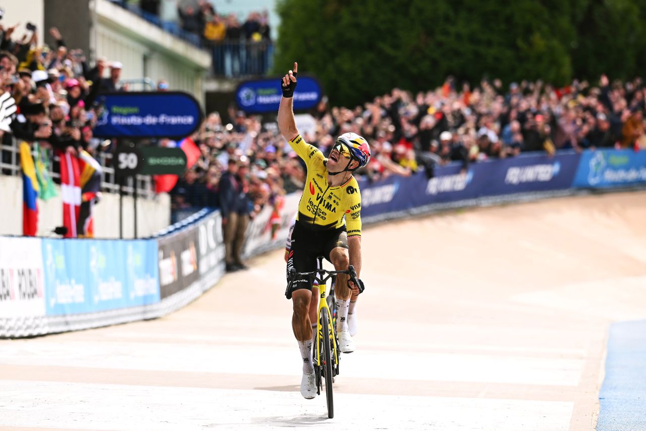 Michael Goolaerts' parents moved by Wout van Aert's victory tribute at ...