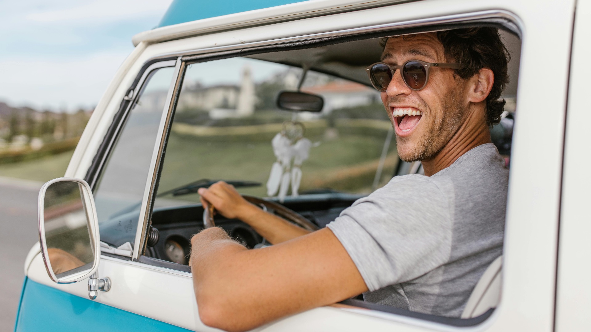 10 reasons to road trip alone & 10 why it's better with company
