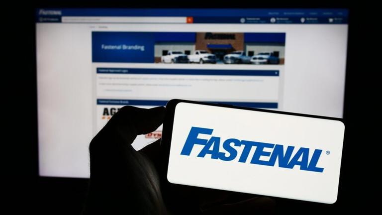 Fastenal admits tariffs are rising faster than they can raise prices