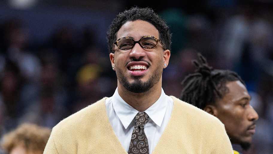 Tyrese Haliburton details his rough experience with face shingles