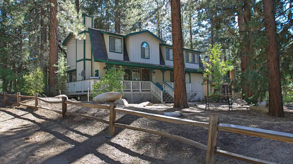 15 dreamy cabins in Southern California for your next cozy escape