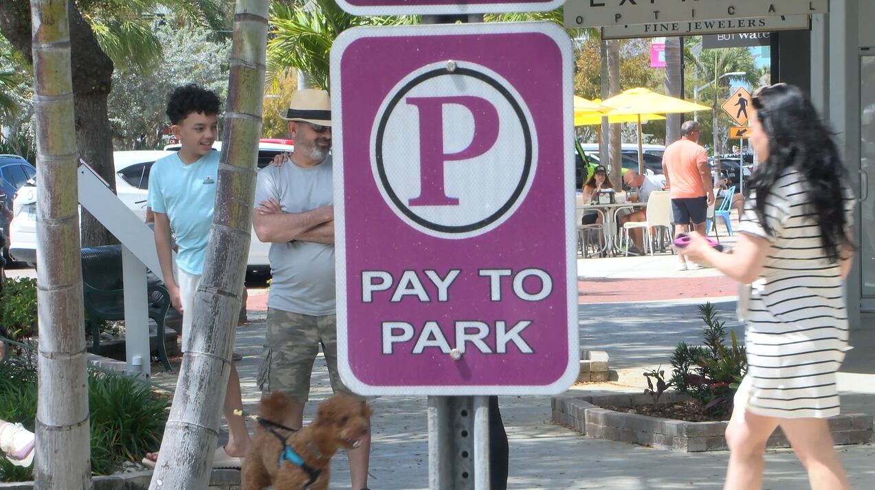 Sarasota parking hours extended, fines increased
