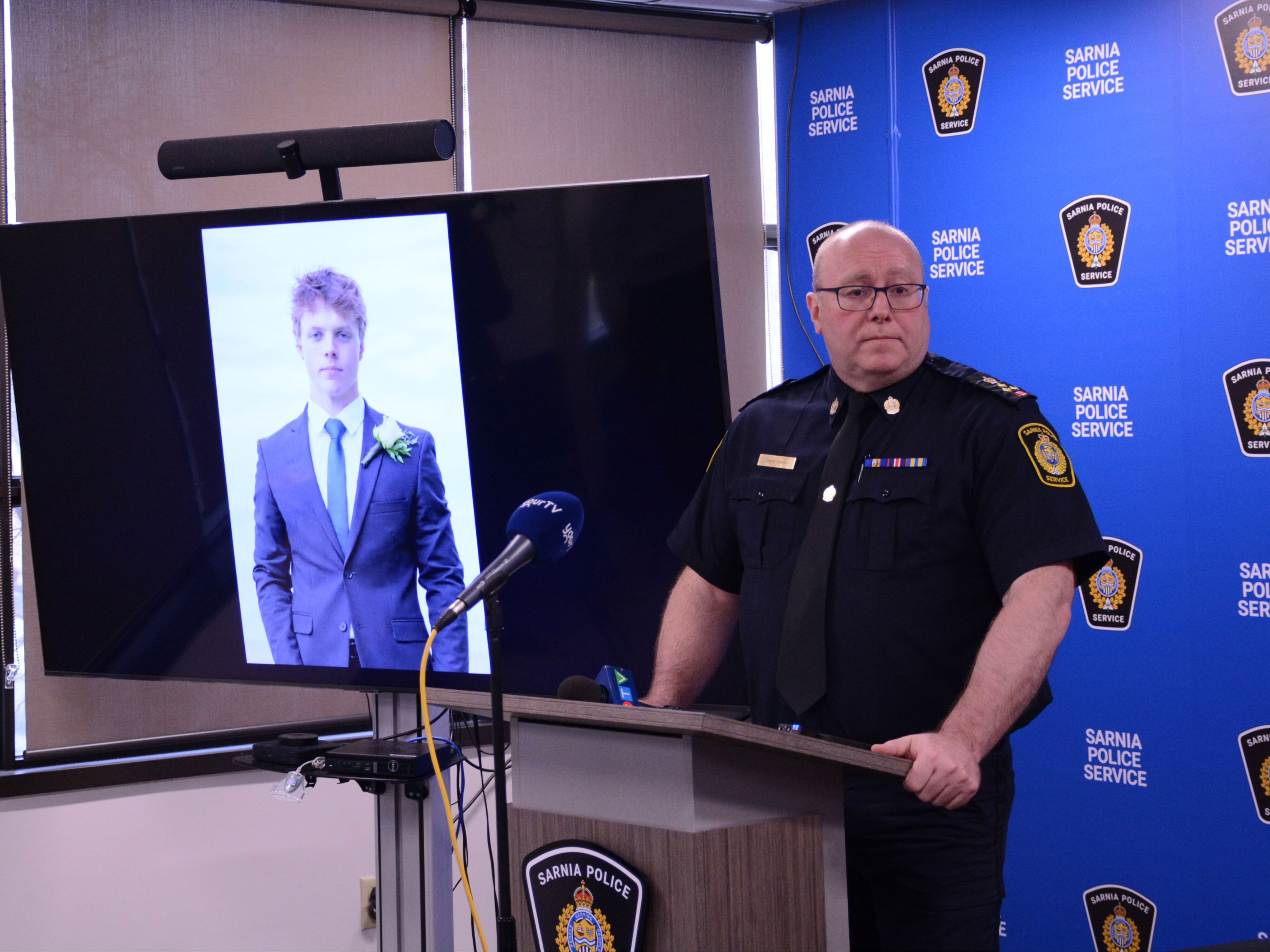 Fusillade à Sarnia : trois suspects interpellés et un quatrième ...
