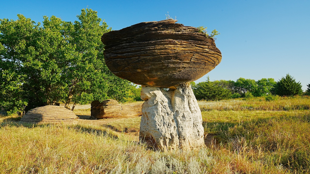 The smallest state park in Kansas holds some of the strangest rocks in ...