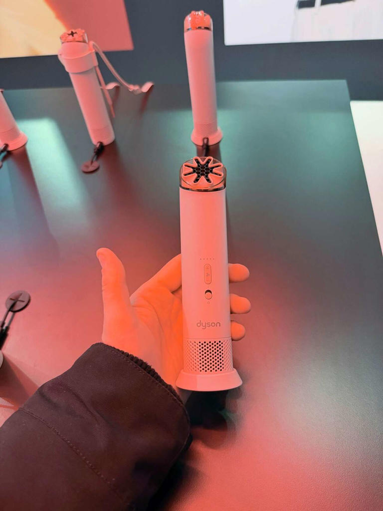 Dyson's HushJet Mini Cool is a $100 handheld fan you'll actually want ...