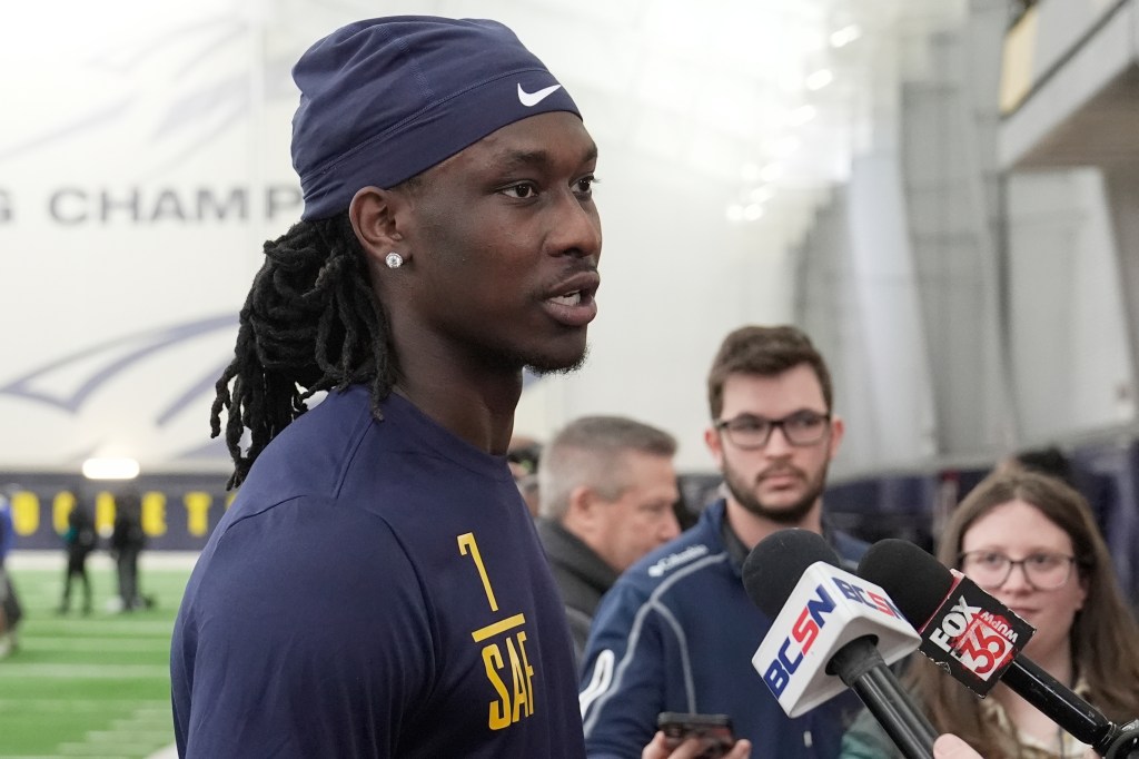 Emmanuel McNeil-Warren ready to be the next small-school success story ...