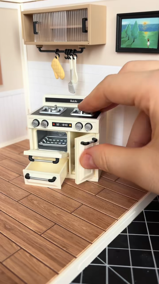 Handmade miniature dollhouse satisfying build