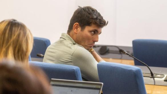 Vito Quiles y su acreditación del Congreso o como la tercera ley de ...