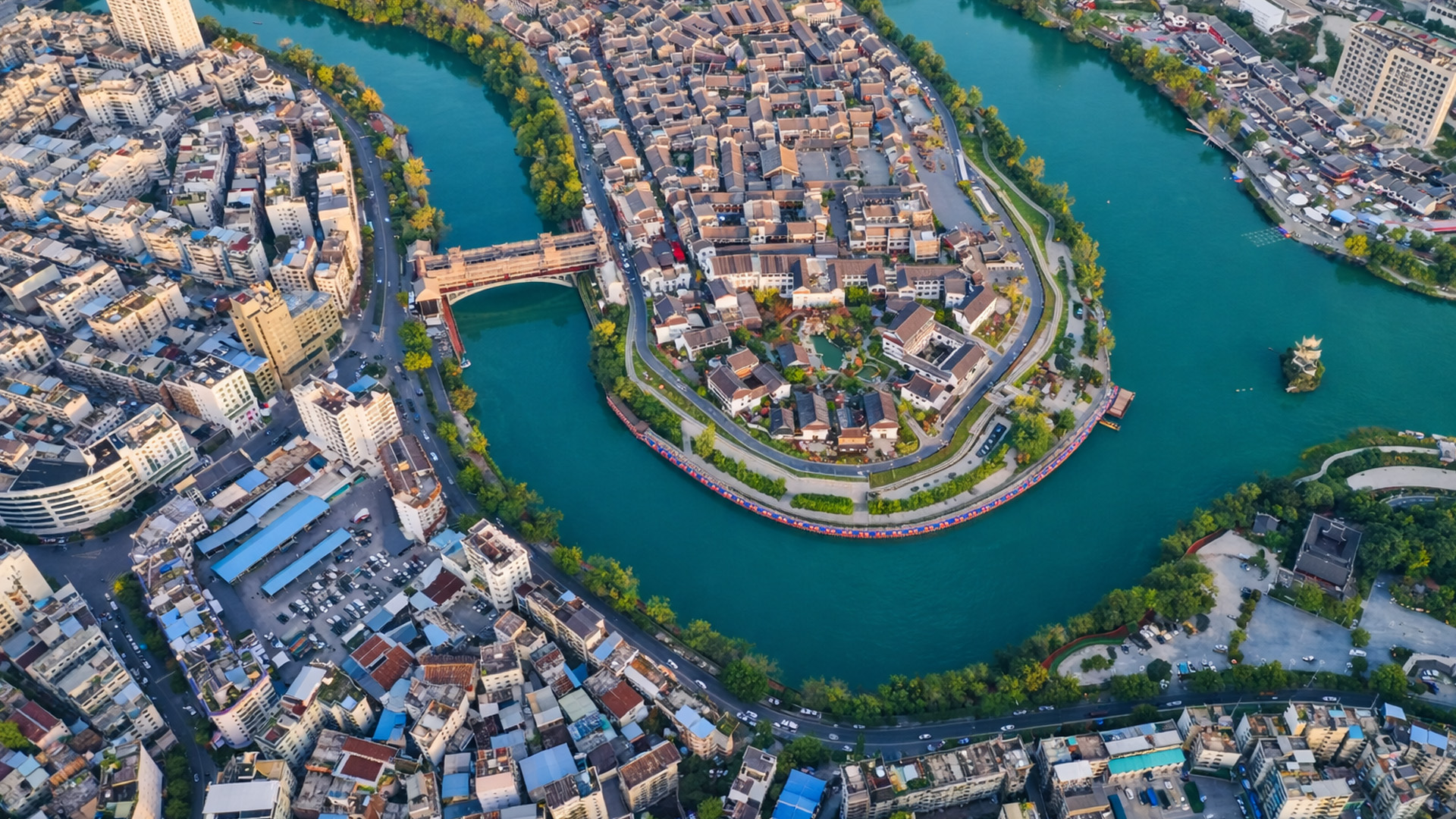 Why is this city designed around water instead of land?