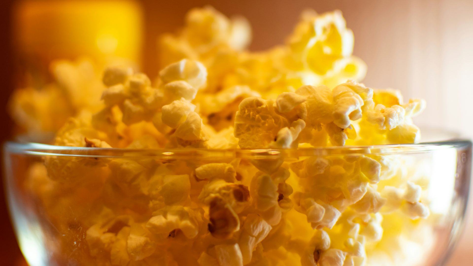 10 foods that are basically adult pacifiers & 10 that actually satisfy