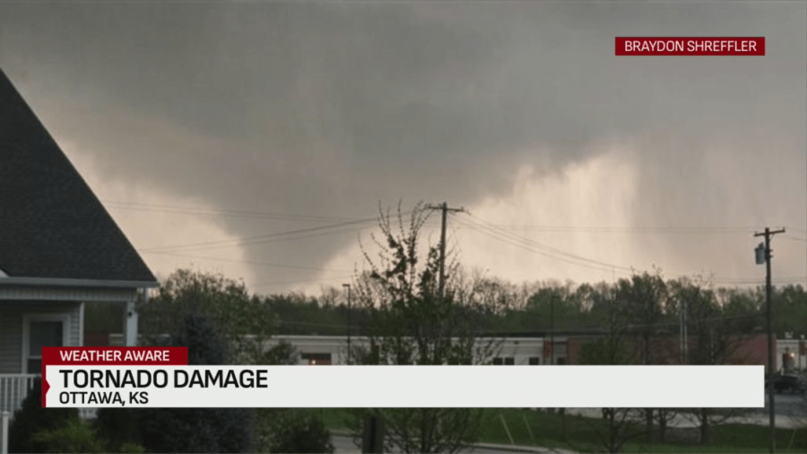 Severe storms, confirmed tornadoes cause damage south of Kansas City metro