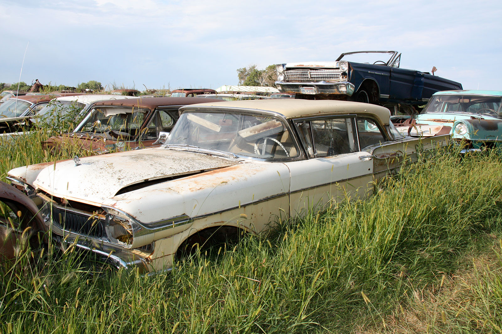 Junkyard gems from Oakleaf Old Cars, South Dakota