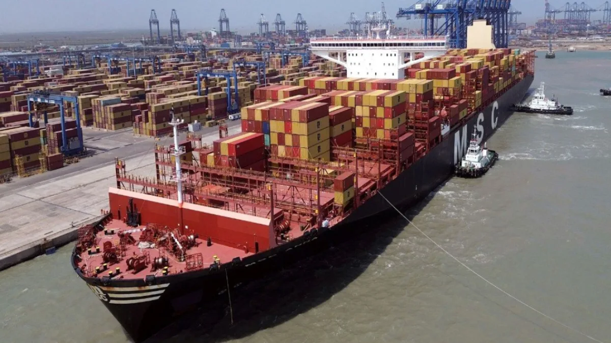 Global oil demand set for sharpest quarterly drop since COVID ...