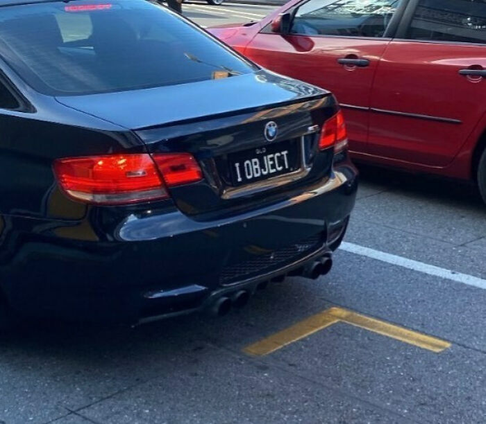 16 license plates that are smarter than the drivers