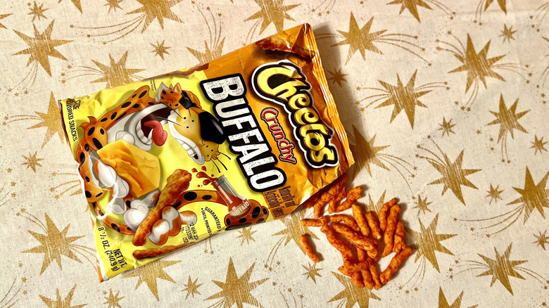 We tried Cheetos Crunchy Buffalo to see if they really taste like wings