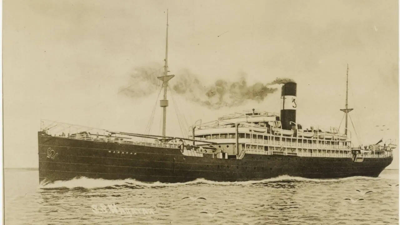 10 mysteries hidden beneath the ocean floor that scientists still can't ...