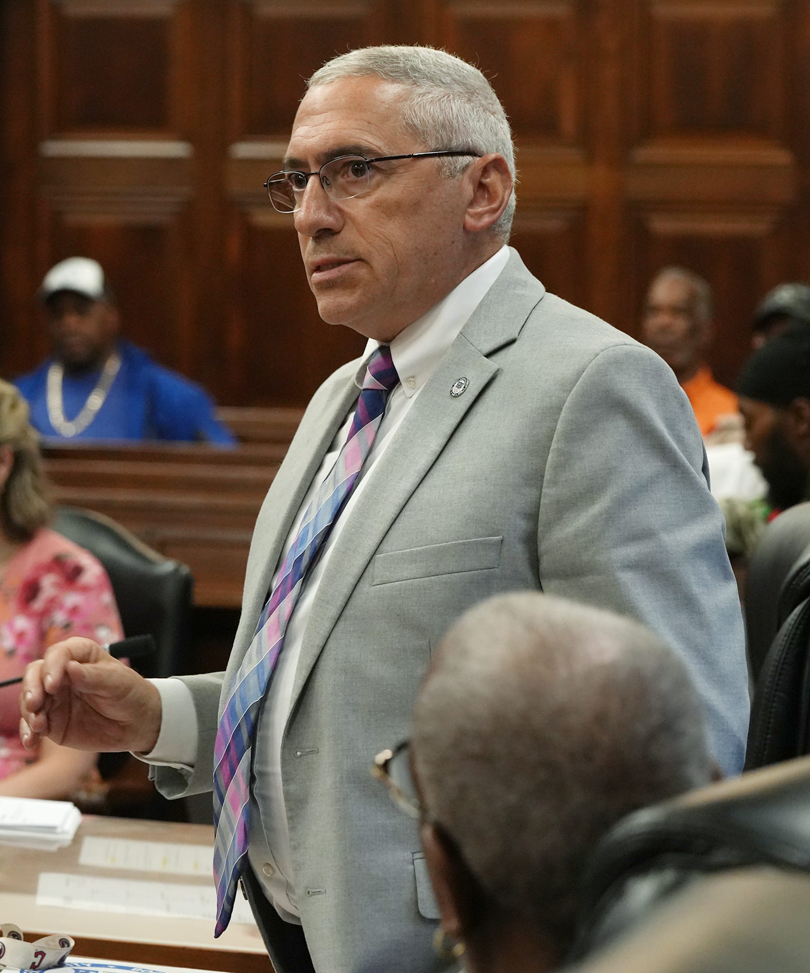 How often did Akron's police auditor agree with 2025 internal reviews?