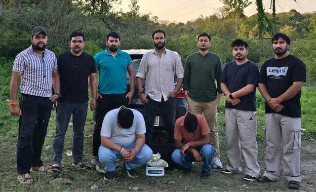 Major drug bust: Two arrested with over a kilogram of charas