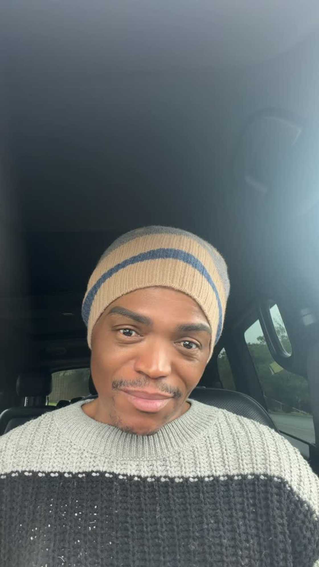 Somizi claps back after fans comment on his looks in new clip: "The liver"