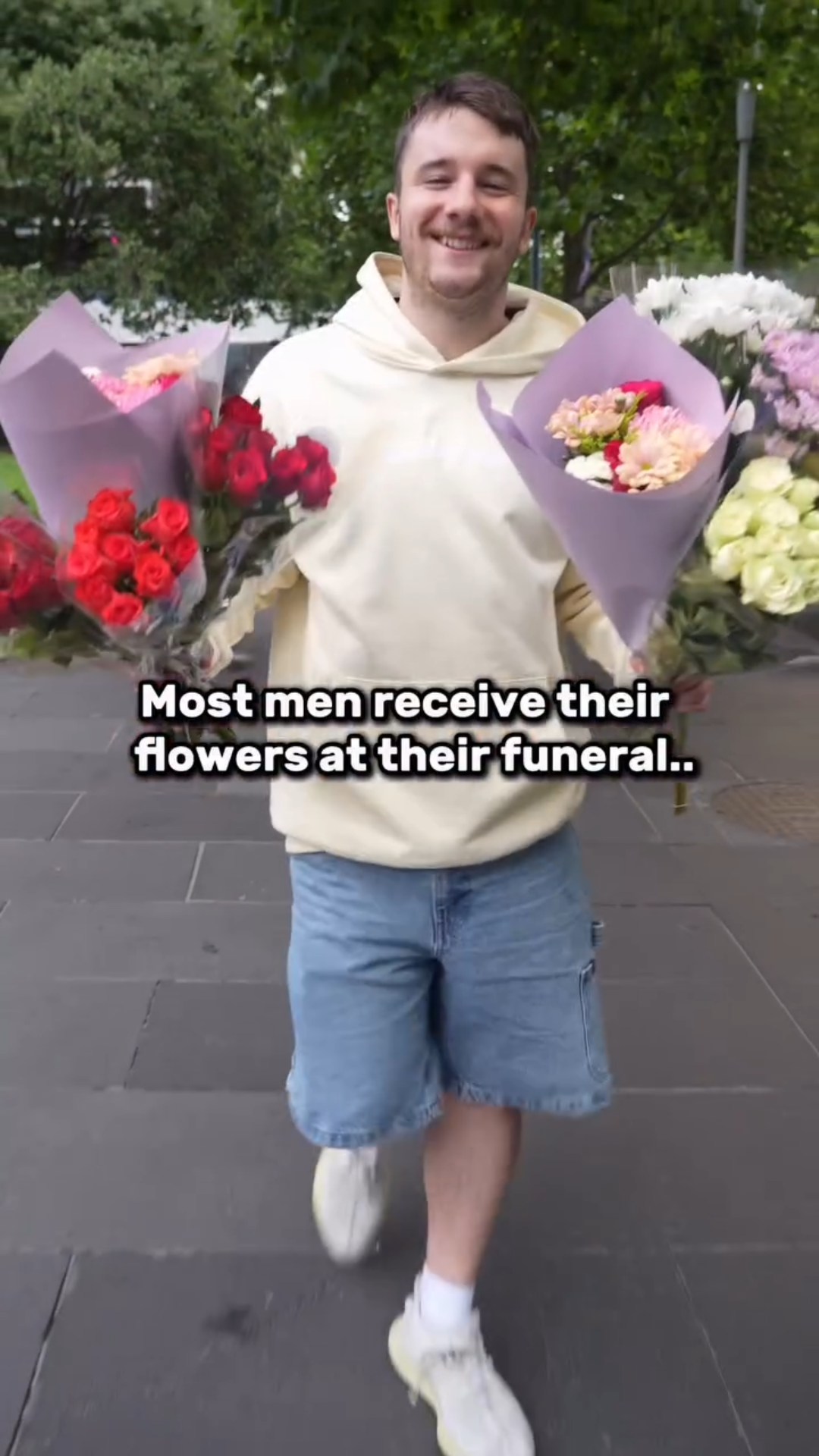 The sad truth about men and receiving flowers