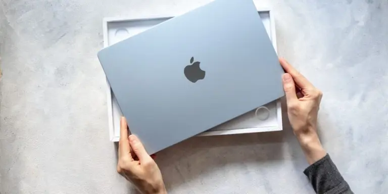 Why Apple removed the glowing MacBook logo