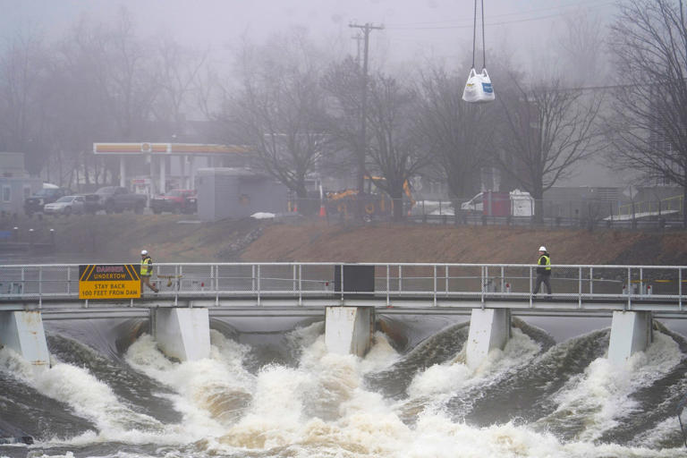 In addition to flooding, Michigan forecasters warn of freezing cold