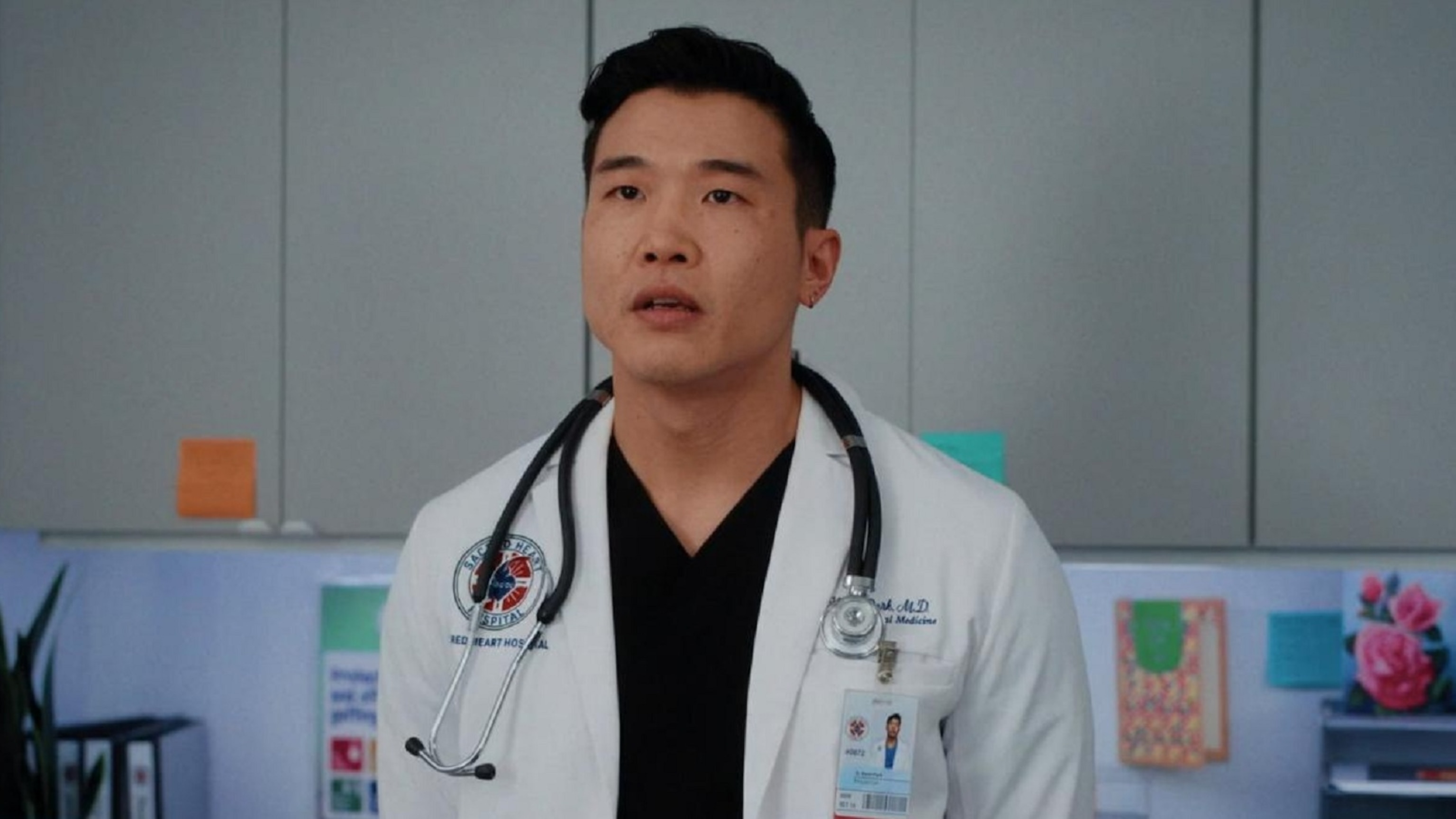 Newest 'Scrubs' doctor talks 'surreal' acting experience