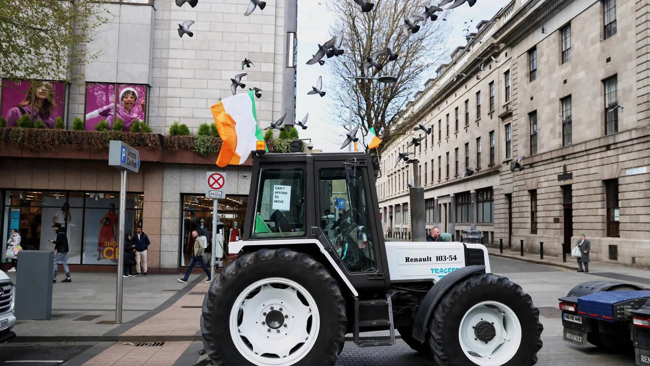Ireland's government faces no-confidence vote amid fuel protests