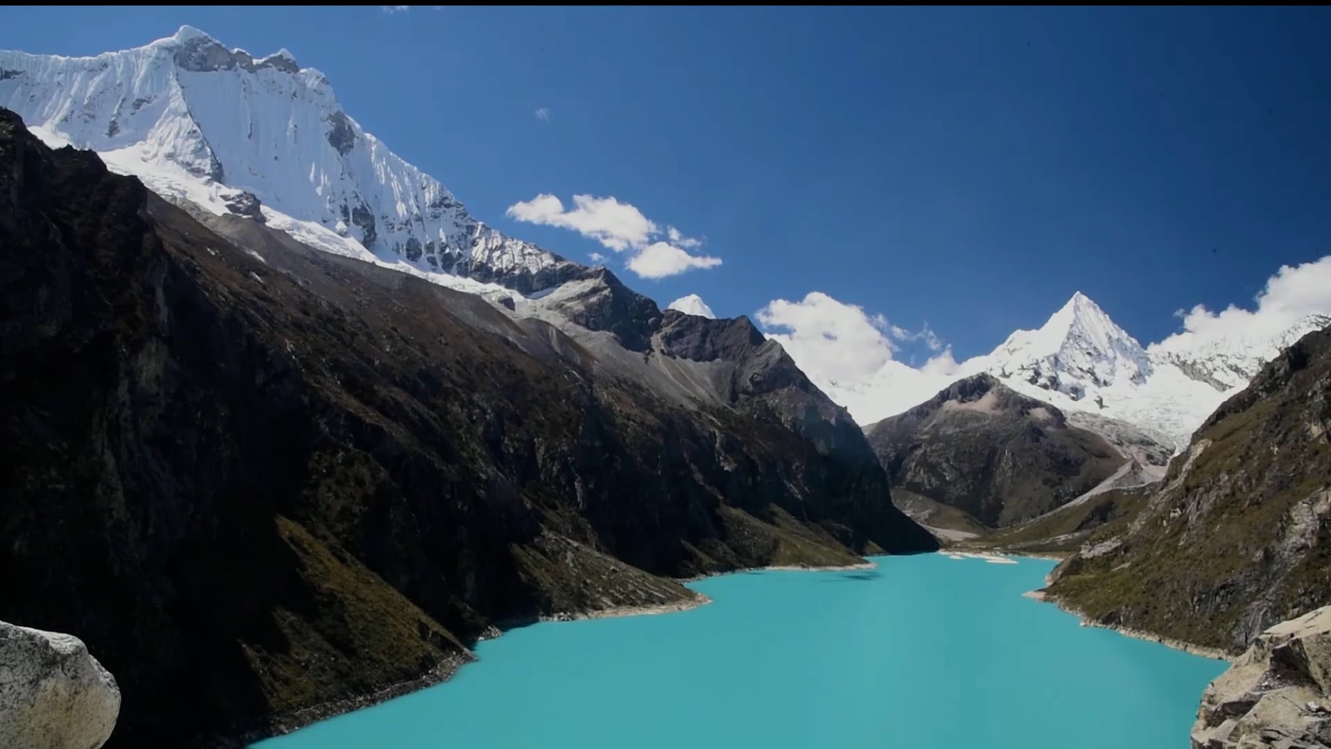 Danau Parón, Peru: Pemandangan keindahan gletser dari drone
