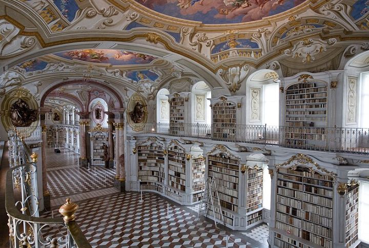 15 of the most beautiful libraries you can visit