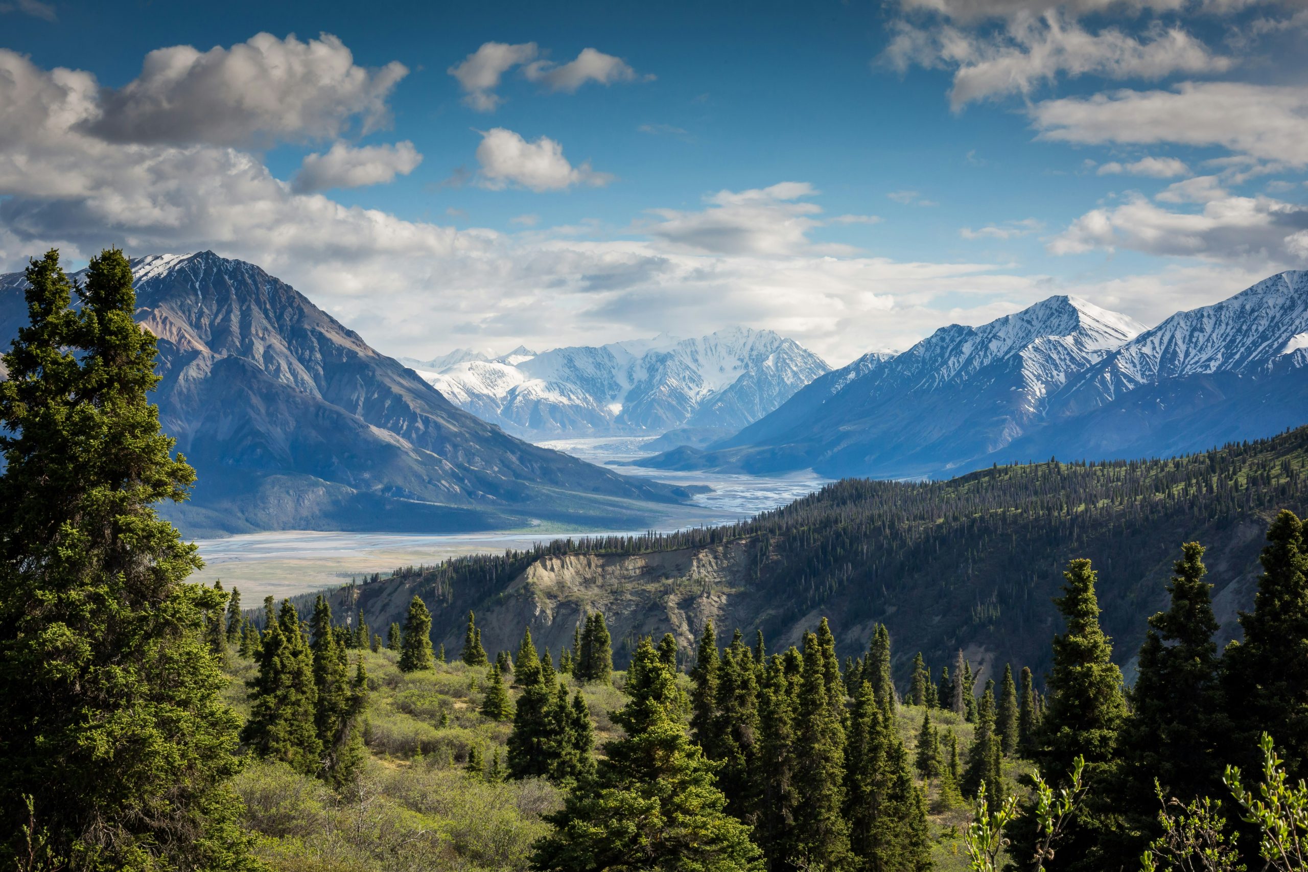 Reasons to choose the Yukon over Alaska
