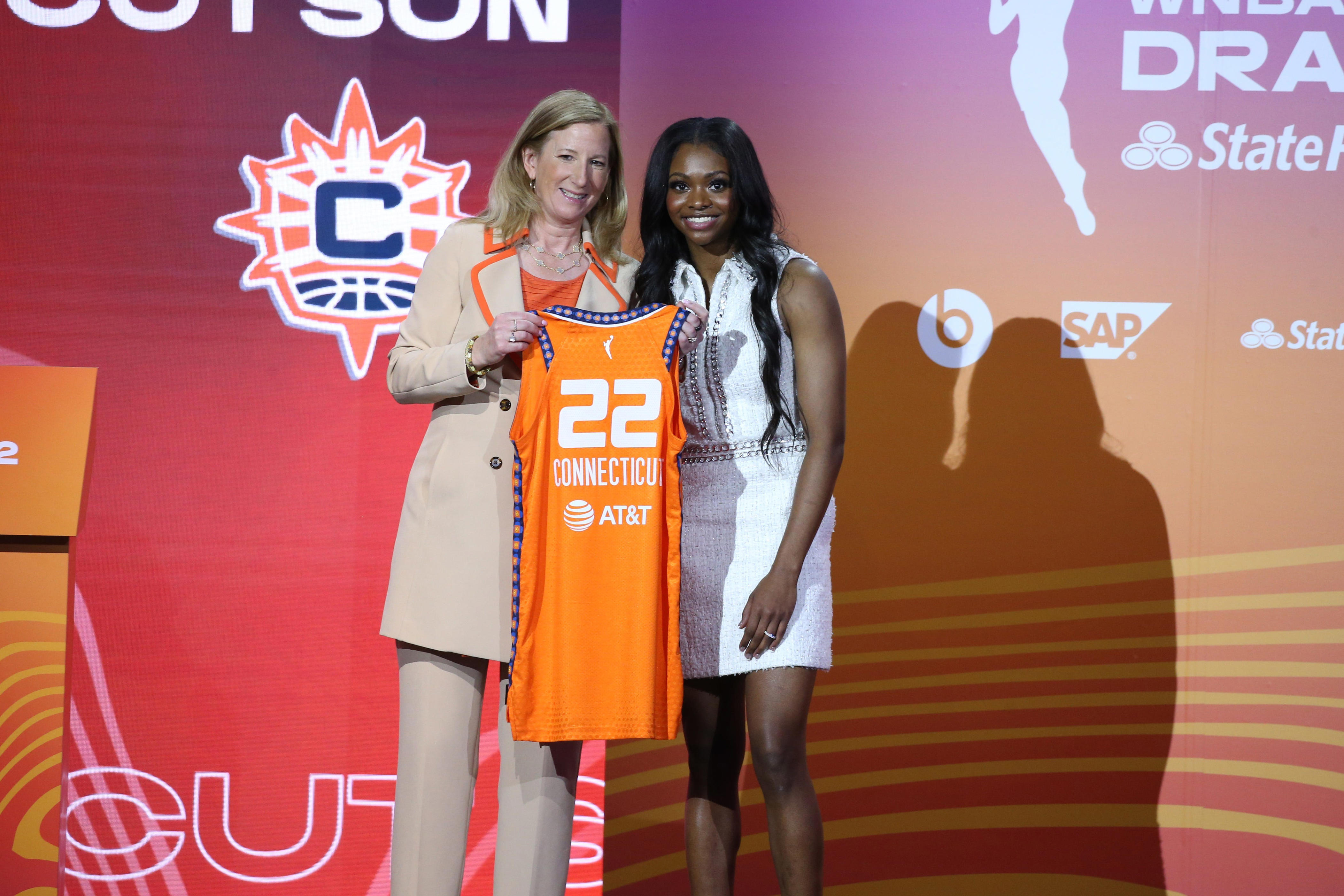 Michigan State women's basketball star Nia Clouden goes in first round ...