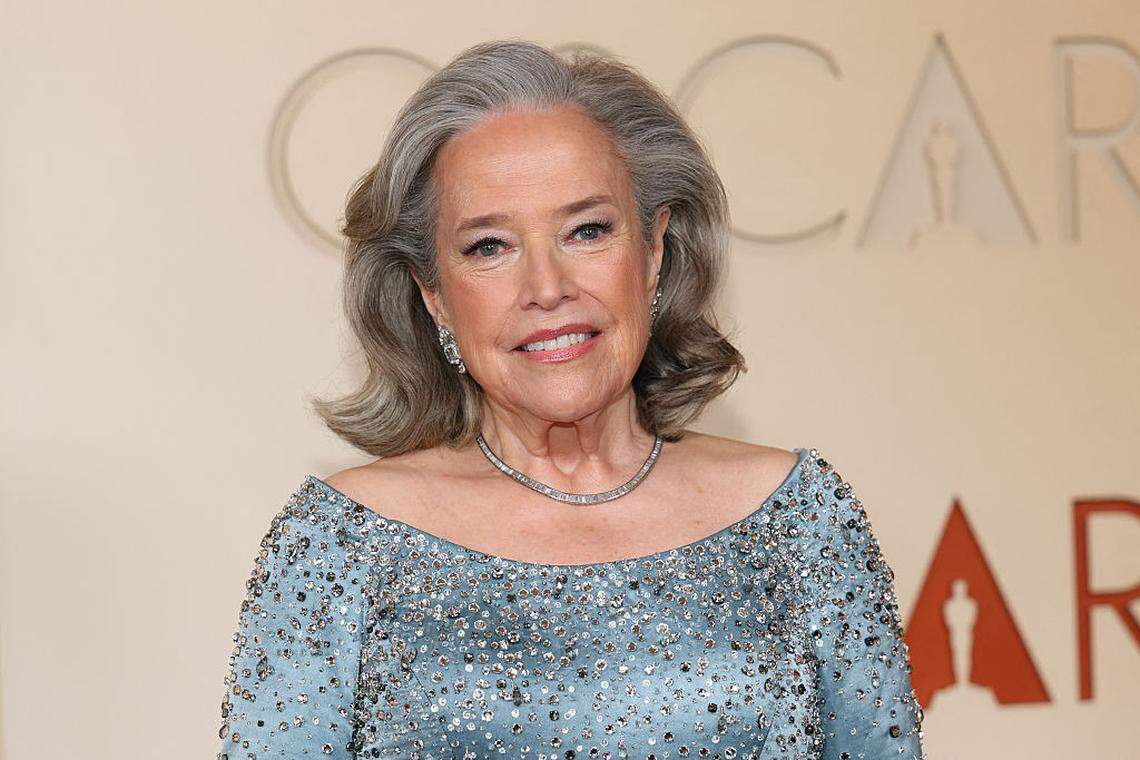 How Kathy Bates lost 100 pounds after 70: What's different about weight ...