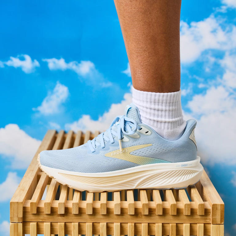 I just changed my #1 Brooks walking shoe recommendation—here’s my new go-to