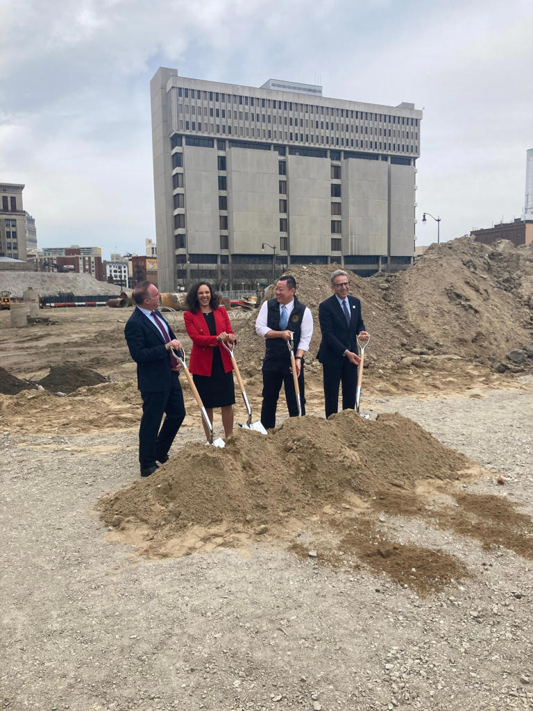 Construction begins on health, research building at Detroit 'fail jail ...