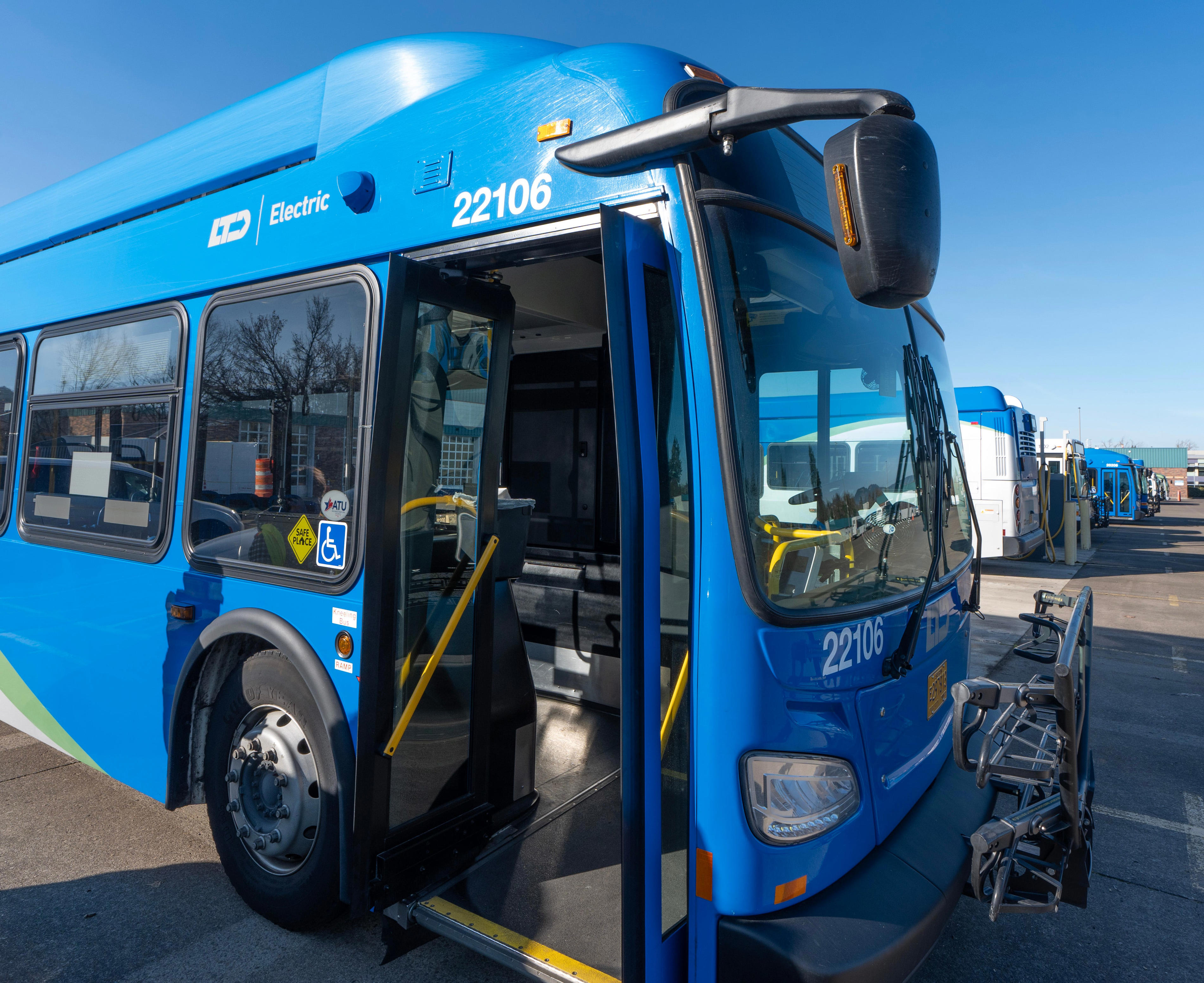 Bicyclist cited after being hit by LTD bus on Garfield Street