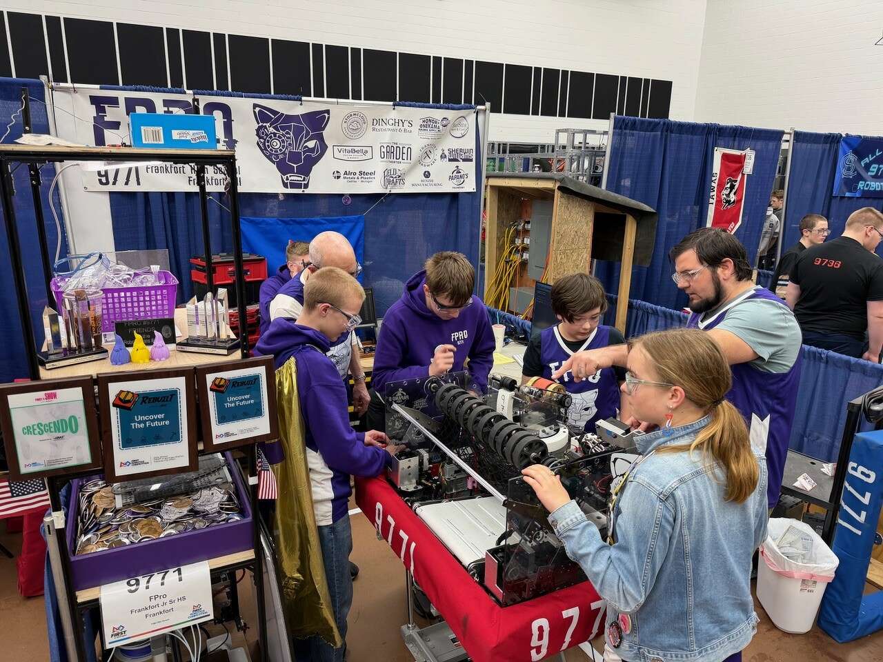 Frankfort robotics team qualifies for state championships